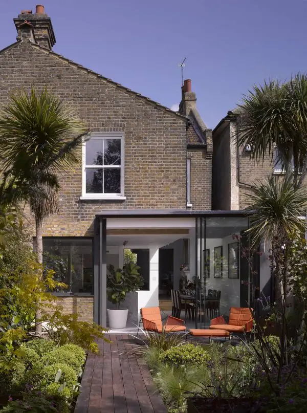 Inside A Semi-Detached Side Extension In London - Property London
