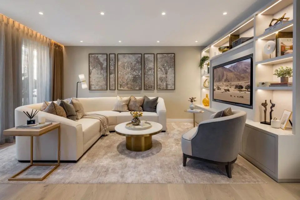 Postmark London: Farringdon - Property London